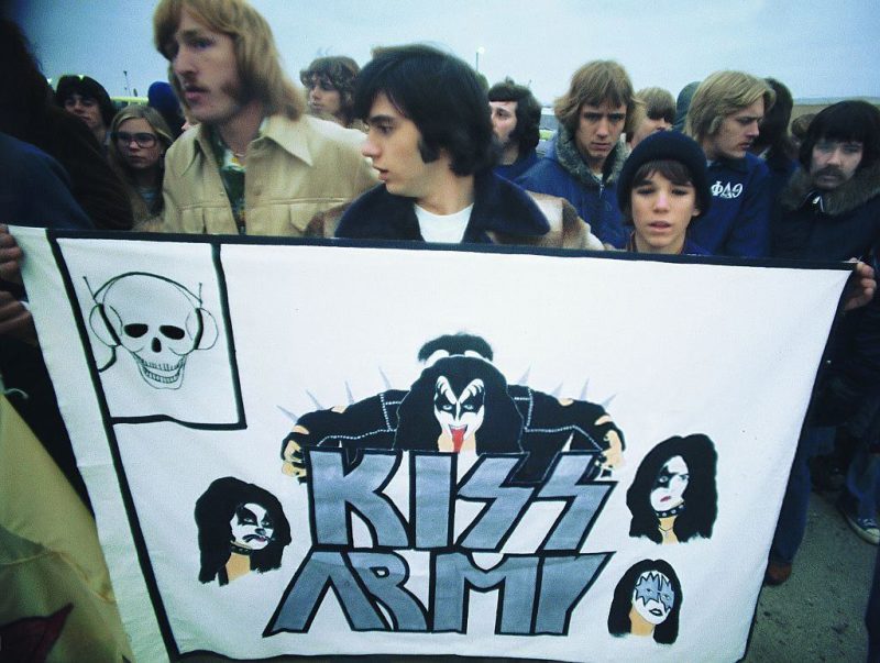 1975 – Kiss Timeline